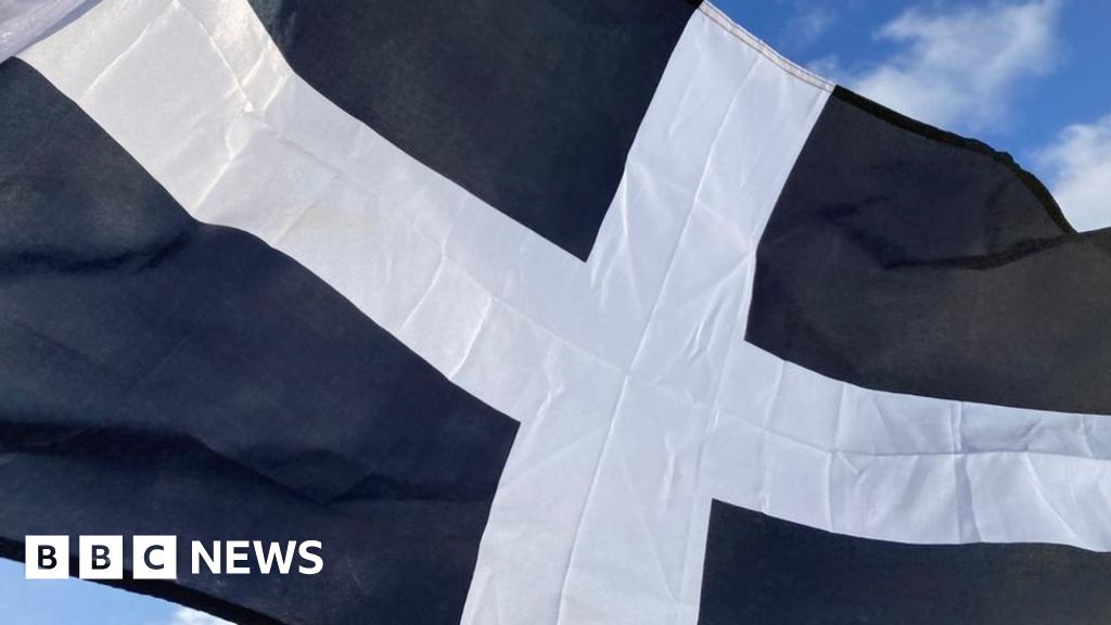 Census: Cornwall Council encourages people to identify as Cornish - BBC ...