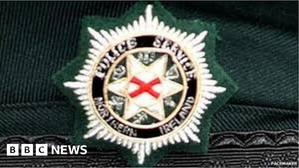 East Belfast: Man attacked by gang armed with bricks - BBC News
