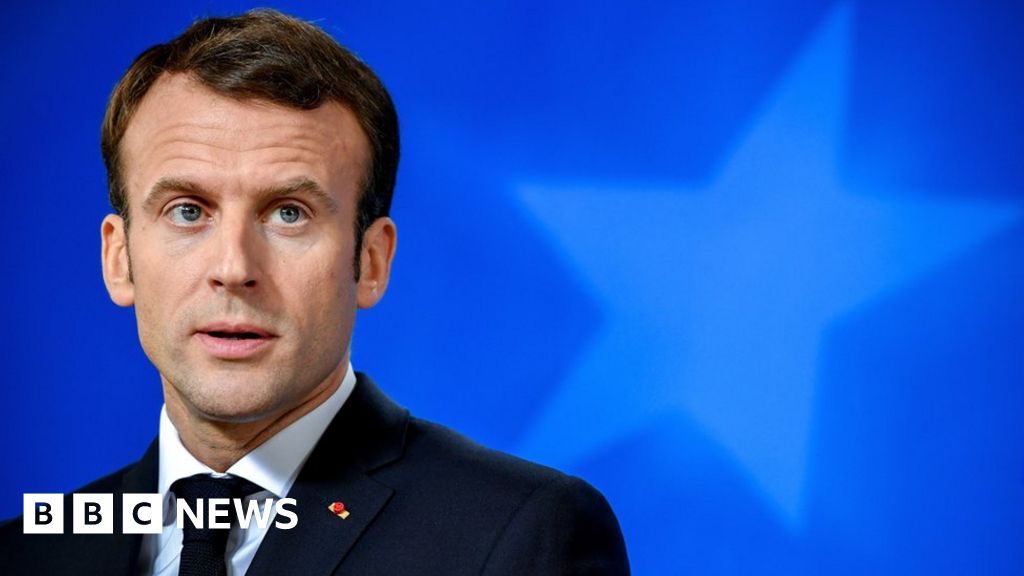 Analysis: Macron's blunt Brexit warning to UK over fishing