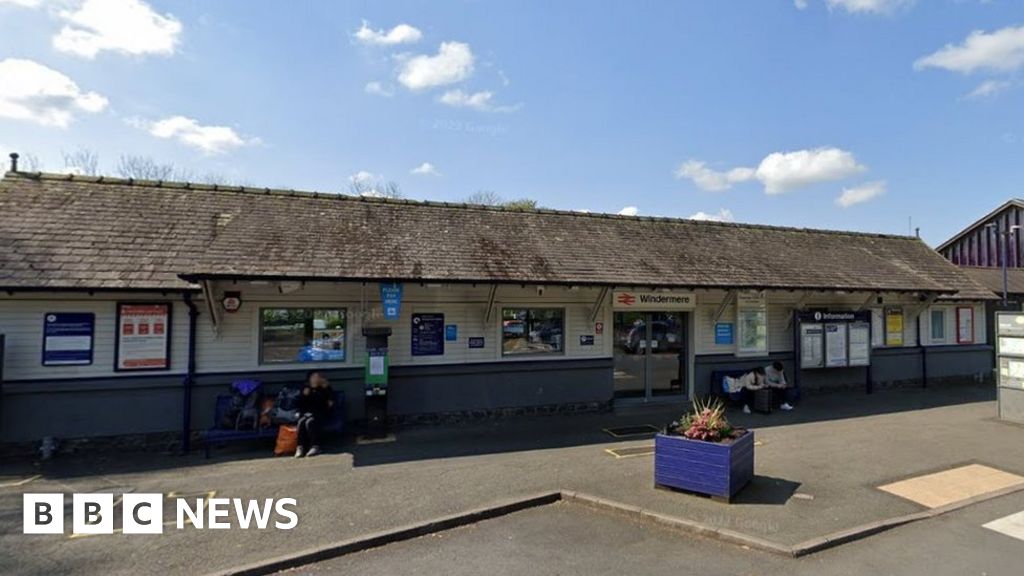 Teenagers arrested over Windermere Station stabbing