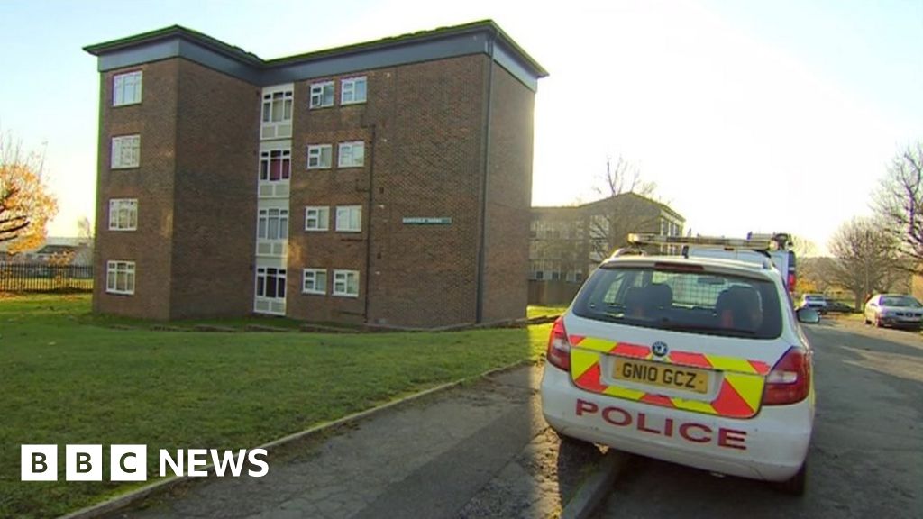 Three held after man's body found in Maidstone - BBC News