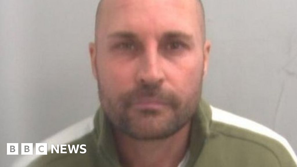 Ex-Dreamboys boss dies while serving wife axe attack jail sentence - BBC News