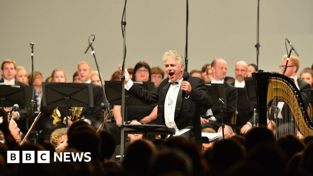 BBC National Orchestra of Wales performs in Patagonia - BBC News