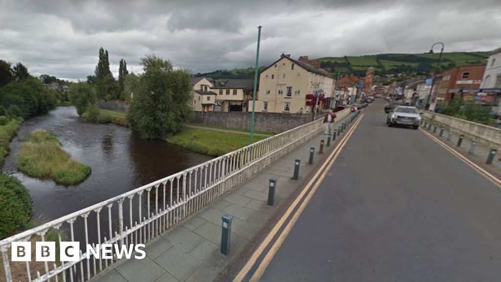 Bid to boost Newtown's recreational facilities - BBC News