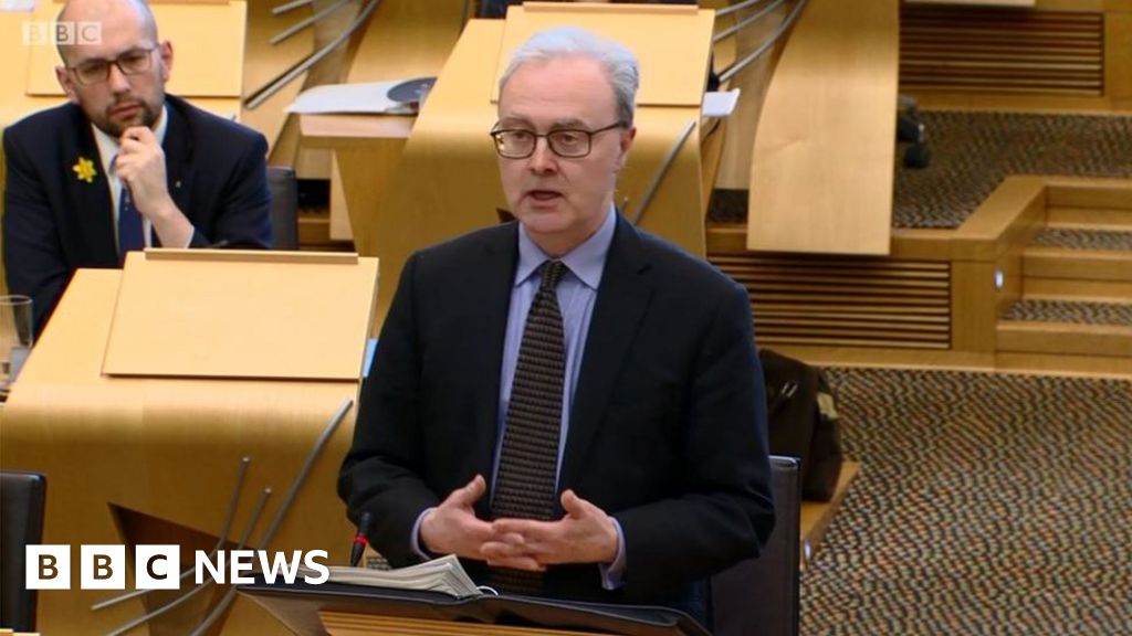 Lord Advocate defends Scottish Brexit 'continuity' bill - BBC News