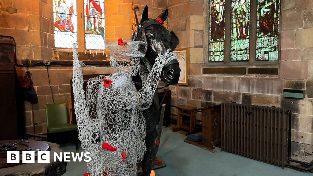 Sandbach church displays life-size sculpture to remember war dead - BBC ...