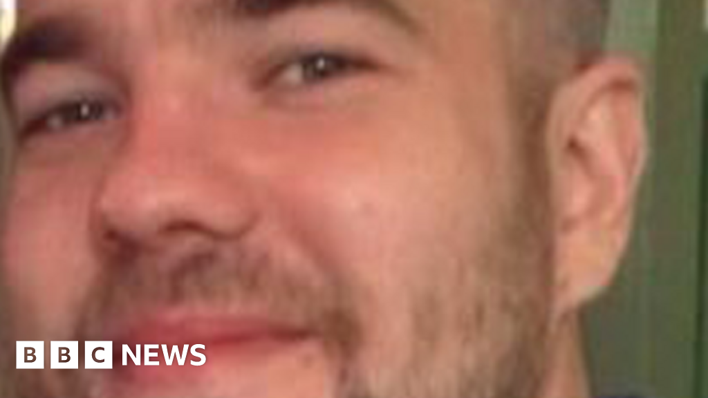 Scott Cooper: Four murder conspiracy suspects released - BBC News