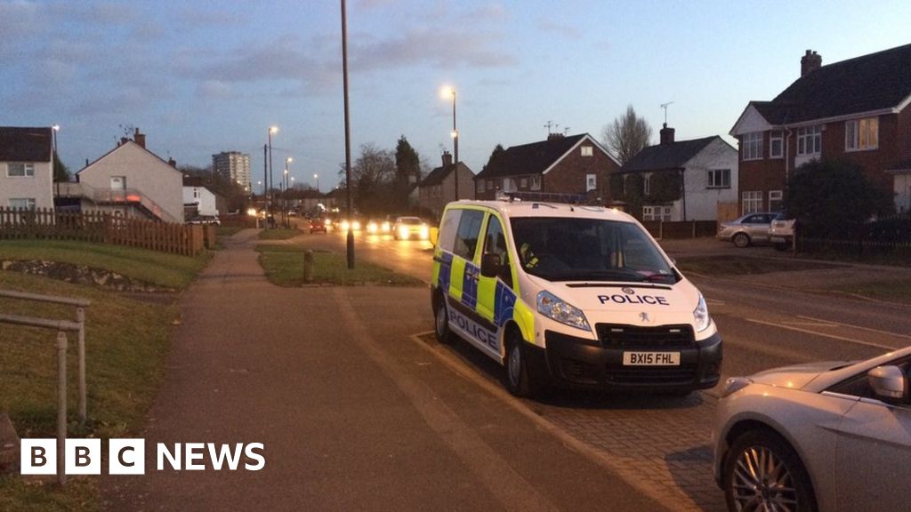 Coventry body leads to murder arrest of woman - BBC News