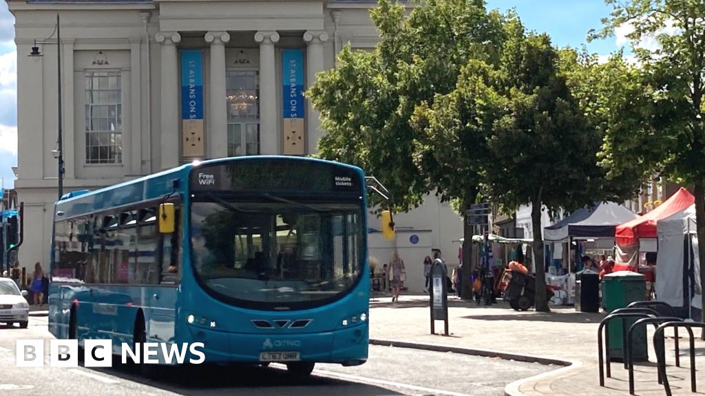 Arriva bus workers to strike over 'real term pay cut' - BBC News