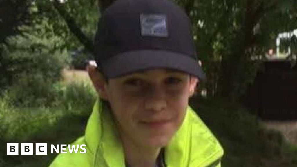 Connor Lyons: Cole Jarvis jailed for murdering teenage 'friend' - BBC News