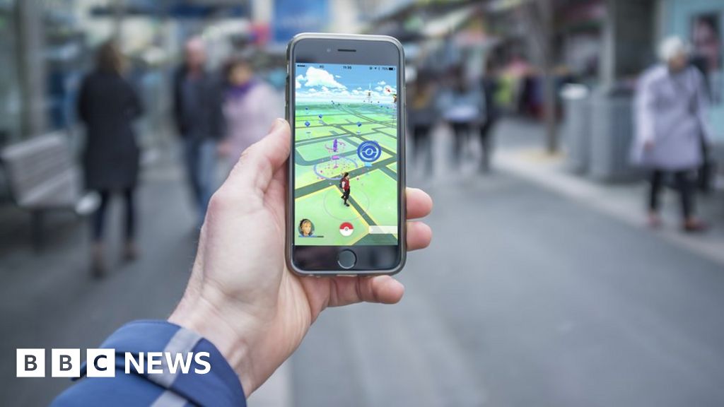 Could playing Pokemon Go make you live longer? - BBC News