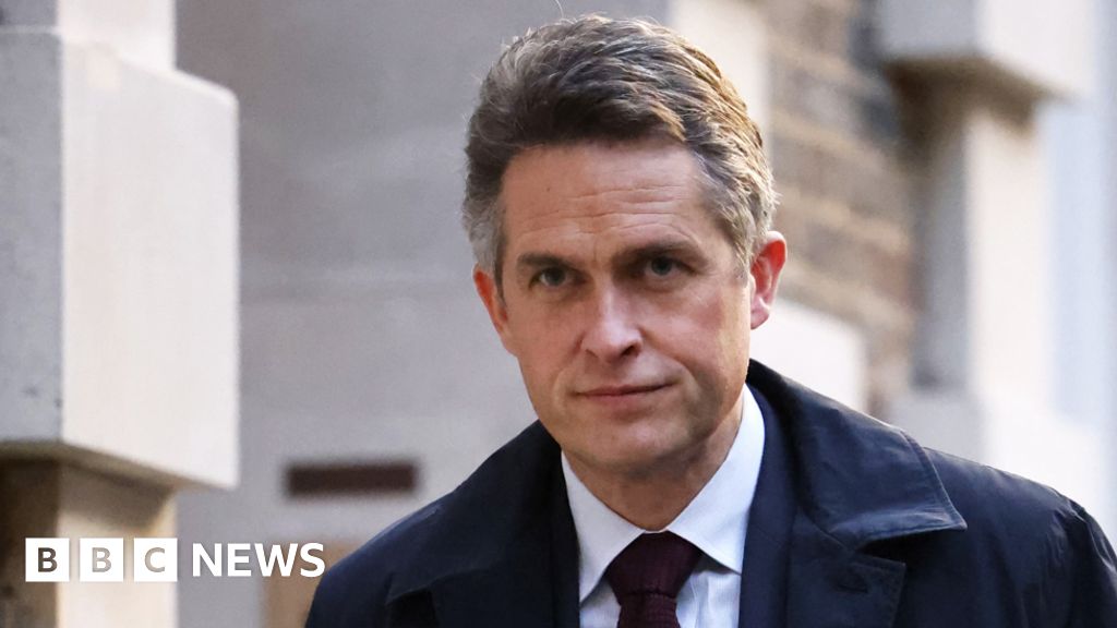 Gavin Williamson: More MPs planned to complain before resignation - BBC ...