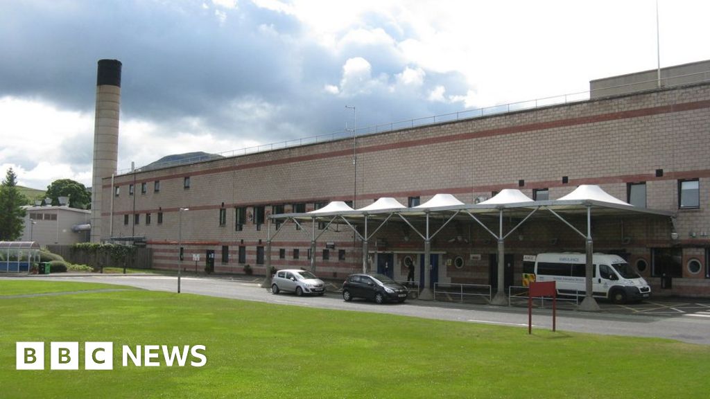 Covid in Scotland: Borders General Hospital ward cases increase - BBC News