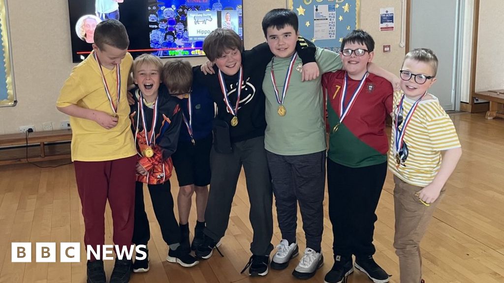 Le Rondin special education school receives top Unicef Gold award - BBC ...