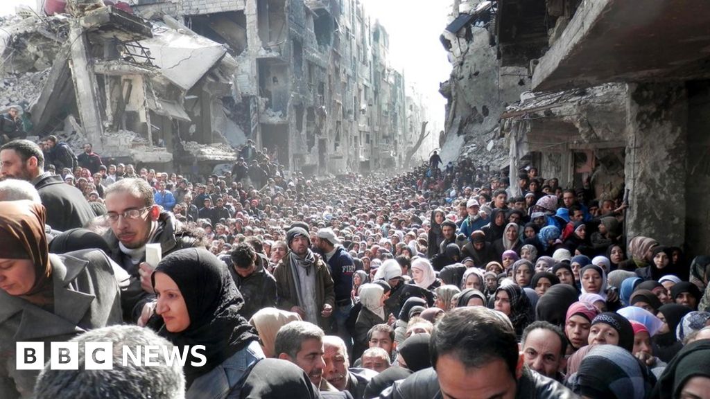 Labour calls for United Nations safe zones in Syria - BBC News