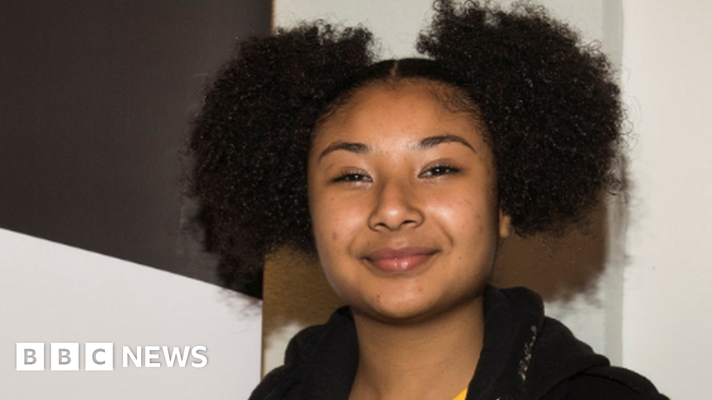 People who love football explain how they'd fix it - BBC News