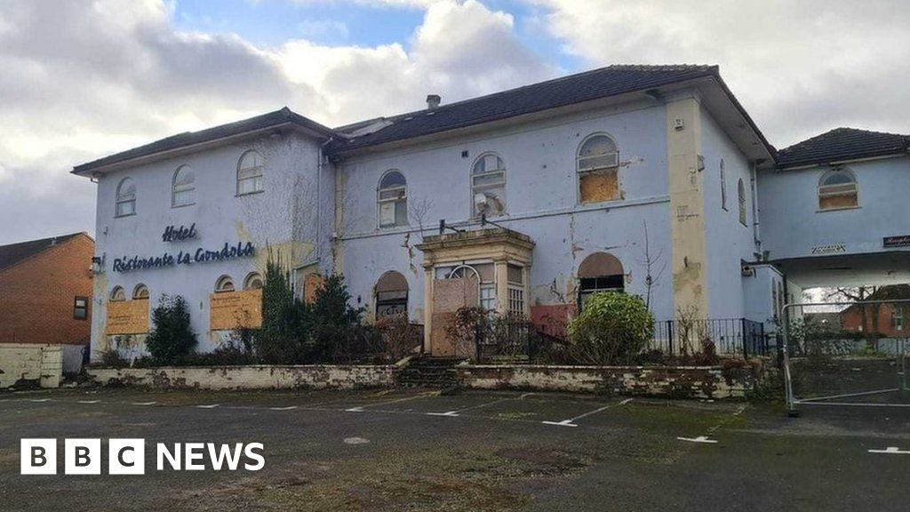 Plans for demolition of Kitchen Nightmares restaurant approved - BBC News