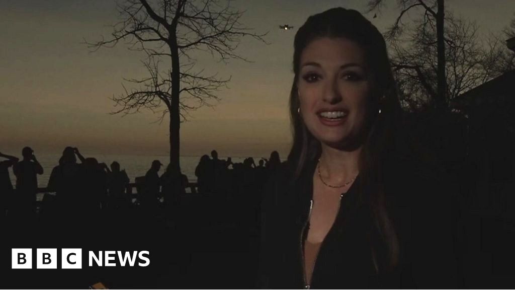 'Like New Year's Eve' - BBC reporter at eclipse celebrations in Ohio ...