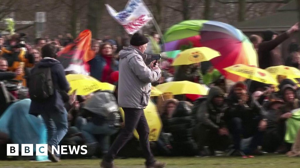 Covid-19: Dutch police break up anti-lockdown protest ahead of election ...