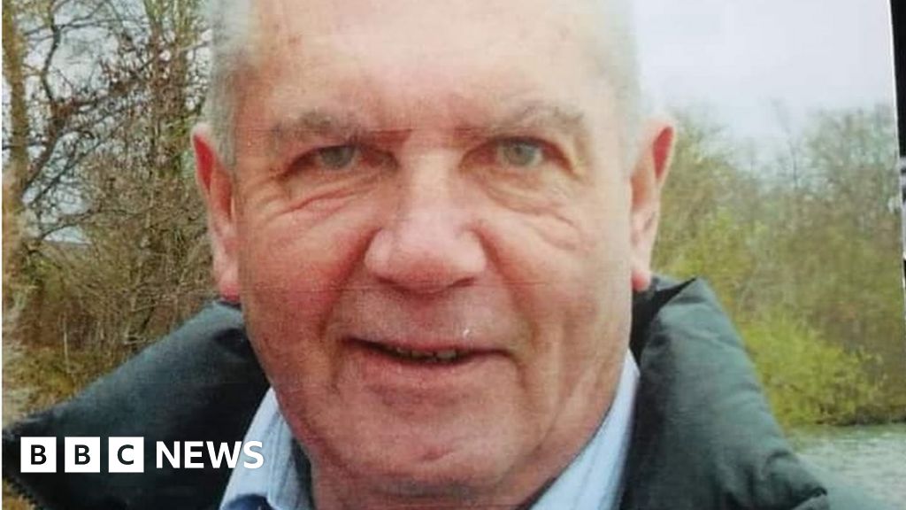 Weymouth attack-accused 'wanted John Cornish's bank card and PIN' - BBC ...