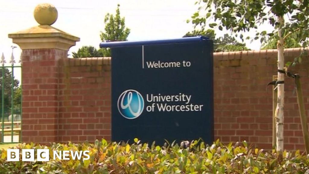 University of Worcester halls in planned £100m campus - BBC News