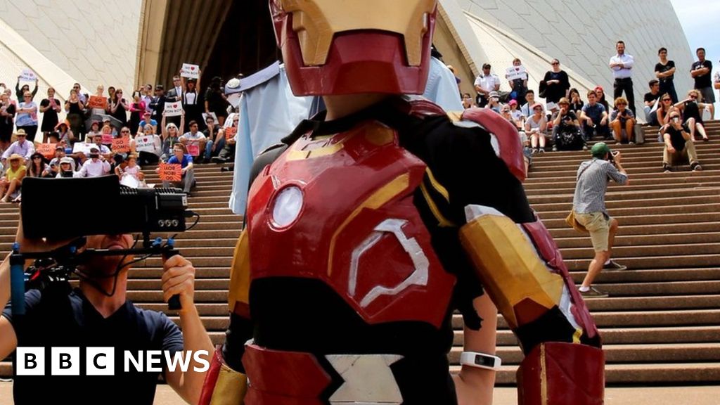 'Iron Boy' granted superhero wish in Australia - BBC News