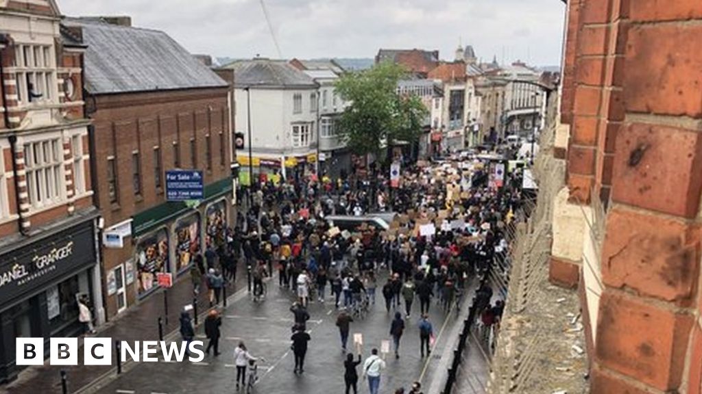 George Floyd death: Northampton council sends "solidarity" message