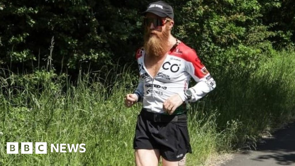 Flintshire: Sean Conway aims for 102 triathlons in as many days - BBC News
