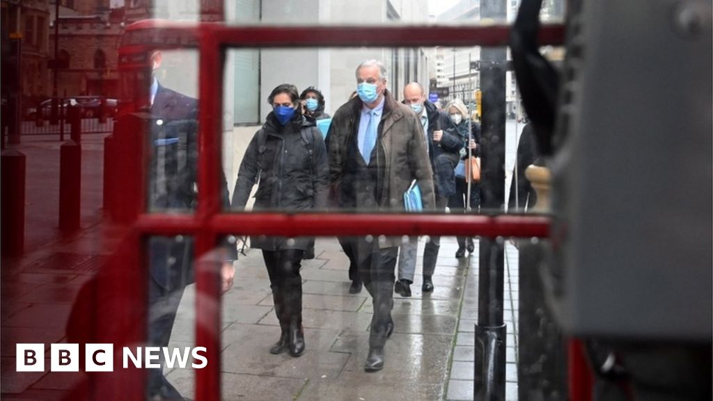 Brexit talks: What comes next as negotiators hit pause button?