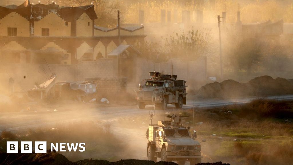 Two British soldiers injured in Islamic State attack in Syria - BBC News