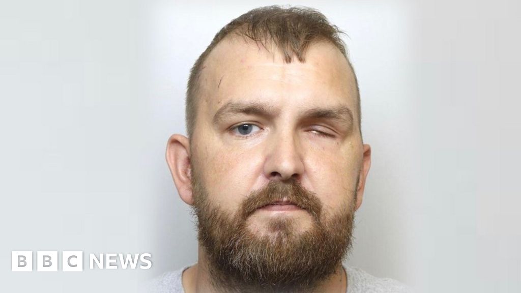 Disqualified Corby driver who killed partner in crash is jailed - BBC News