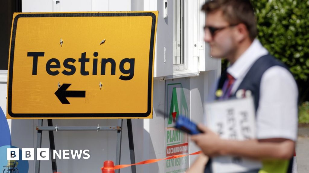 Covid: Enhanced testing rollout in Leeds after 'sharp' case rise - BBC News