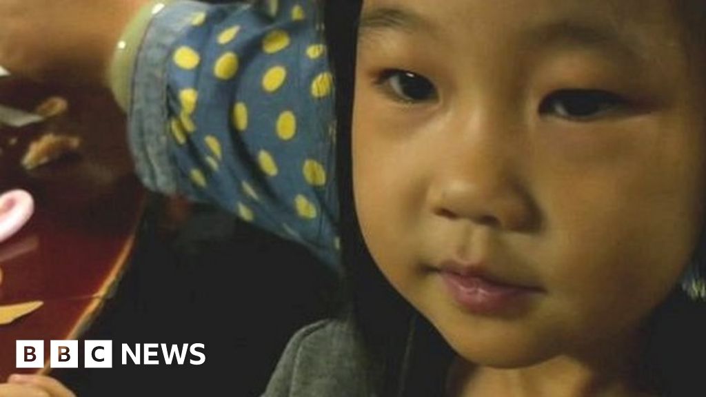 Painful legacy of China's one-child policy - BBC News