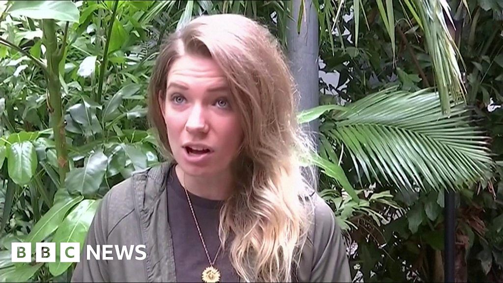 Australian tax ruling ‘a win for the poor backpacker’ - BBC News