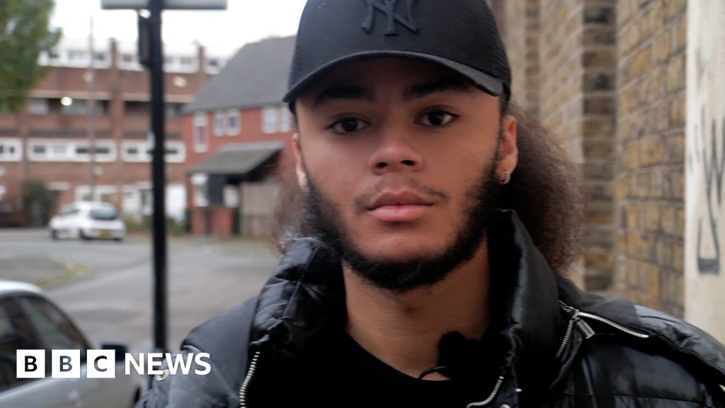 The social housing activist fighting for better conditions - BBC News