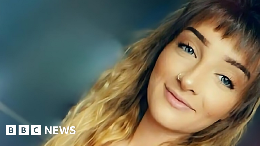 NHS trust's processes 'inadequate' says Ipswich coroner - BBC News