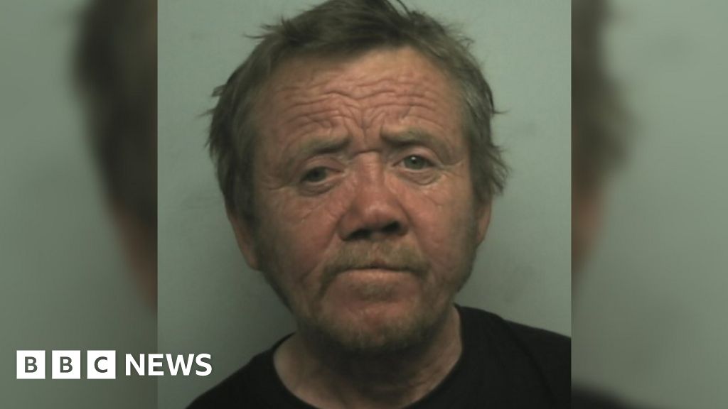 Stephen Frith death: New appeal over 2017 Worthing murder - BBC News