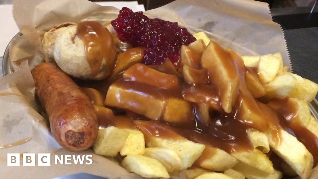 Christmas dinner gets deep-fried makeover by fish and chip shop - BBC News