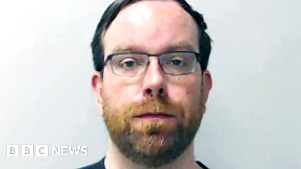 Sexual predator photographer jailed for 20 months