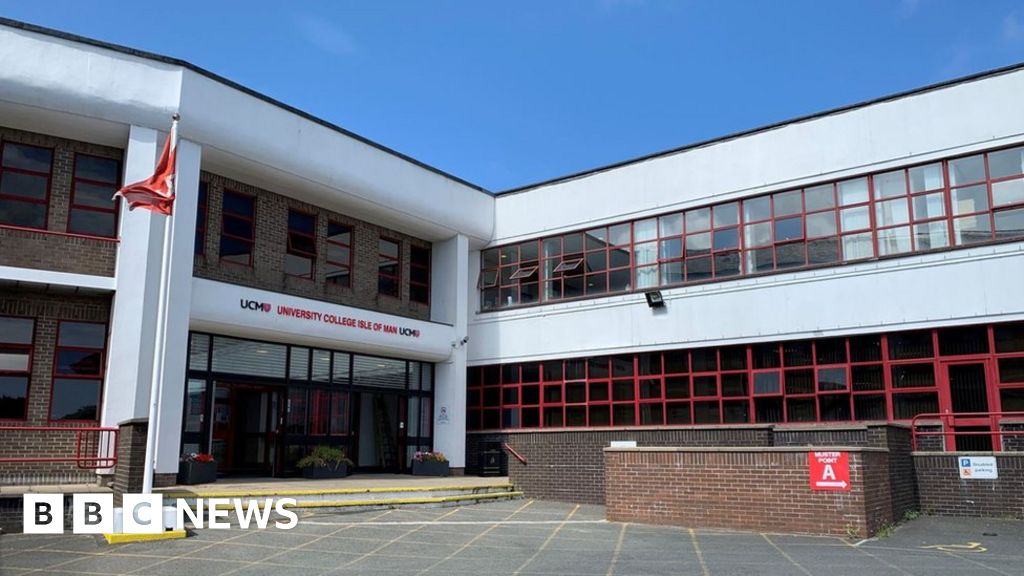 New strategic plan for University College Isle of Man revealed - BBC News