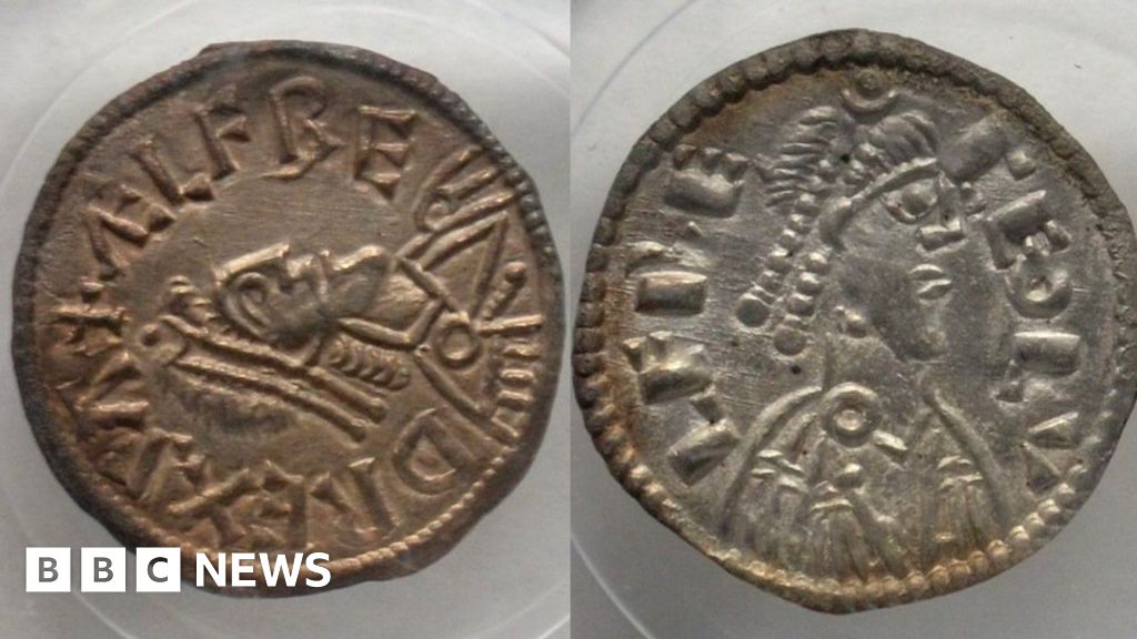Men guilty of Anglo-Saxon coin sale plot - BBC News