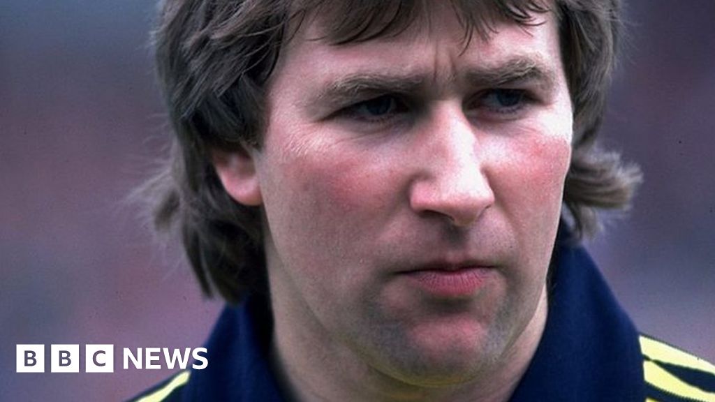 Alan Rough: I never asked for more money - BBC News