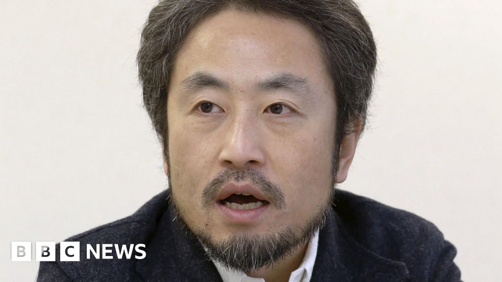 Japanese reporter missing in Syria in video appeal for help - BBC News