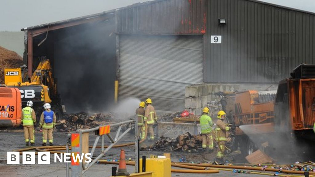 Firefighter injured in Londonderry recycling plant blaze - BBC News