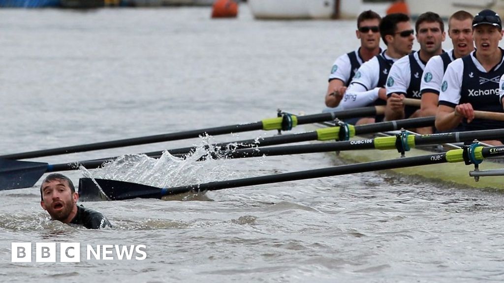 Boat Race 2023: What happens when it goes wrong? - BBC News