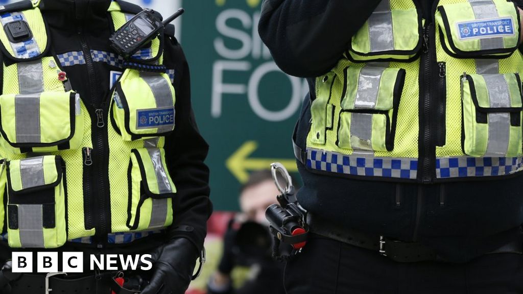 Misconduct hearings for Sheffield train protest officers - BBC News