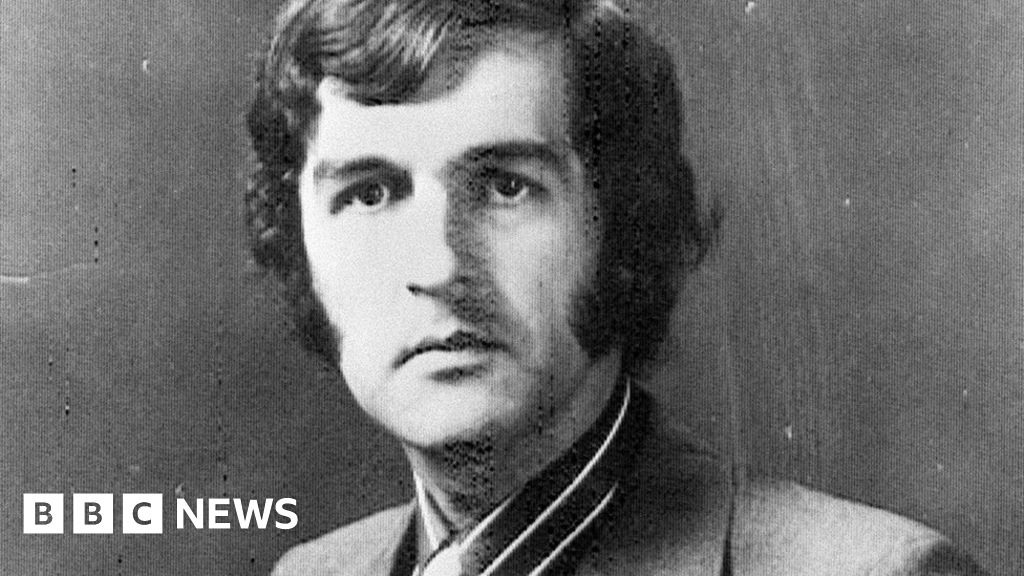 Dr Morris Fraser: Paedophile psychiatrist worked with children after ...