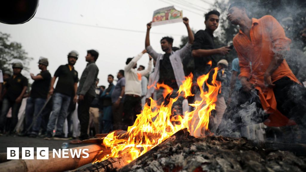 Citizenship Amendment Bill: India's West Bengal hit by protests