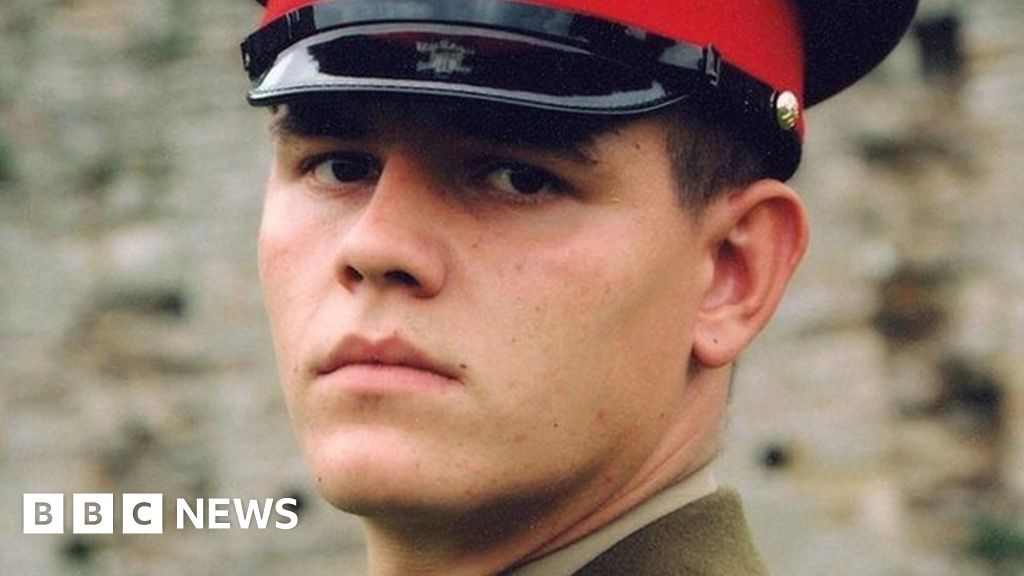Gavin Williams Army beasting: Inquest reopens - BBC News