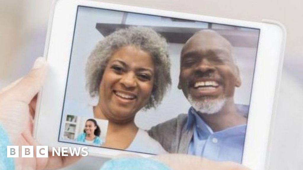 Google uses AI to enhance video call audio - BBC News